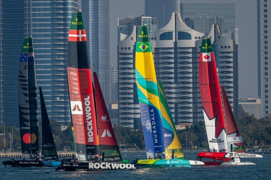 Barco brasileiro encerra temporada de estreia no Sail GP na 11ª posição ...