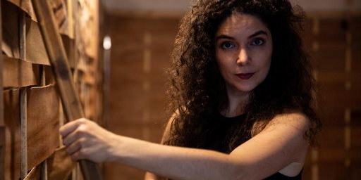 Emily Borghetti apresenta "Chula" em primeiro show solo | DG