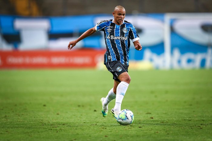Relembre a trajetória de Vanderson, lateral revelado pelo Grêmio que ...