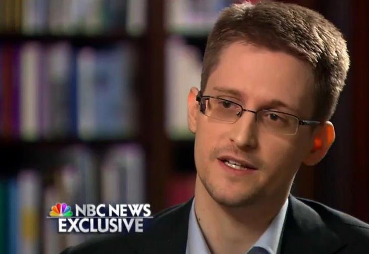Putin concede nacionalidade russa a Edward Snowden | GZH