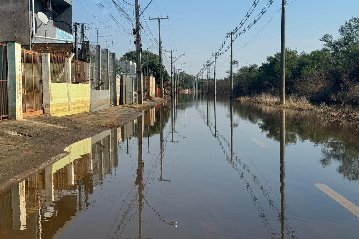 Bairros Fátima e Rio Branco, em Canoas, ficam secos pela primeira vez ...