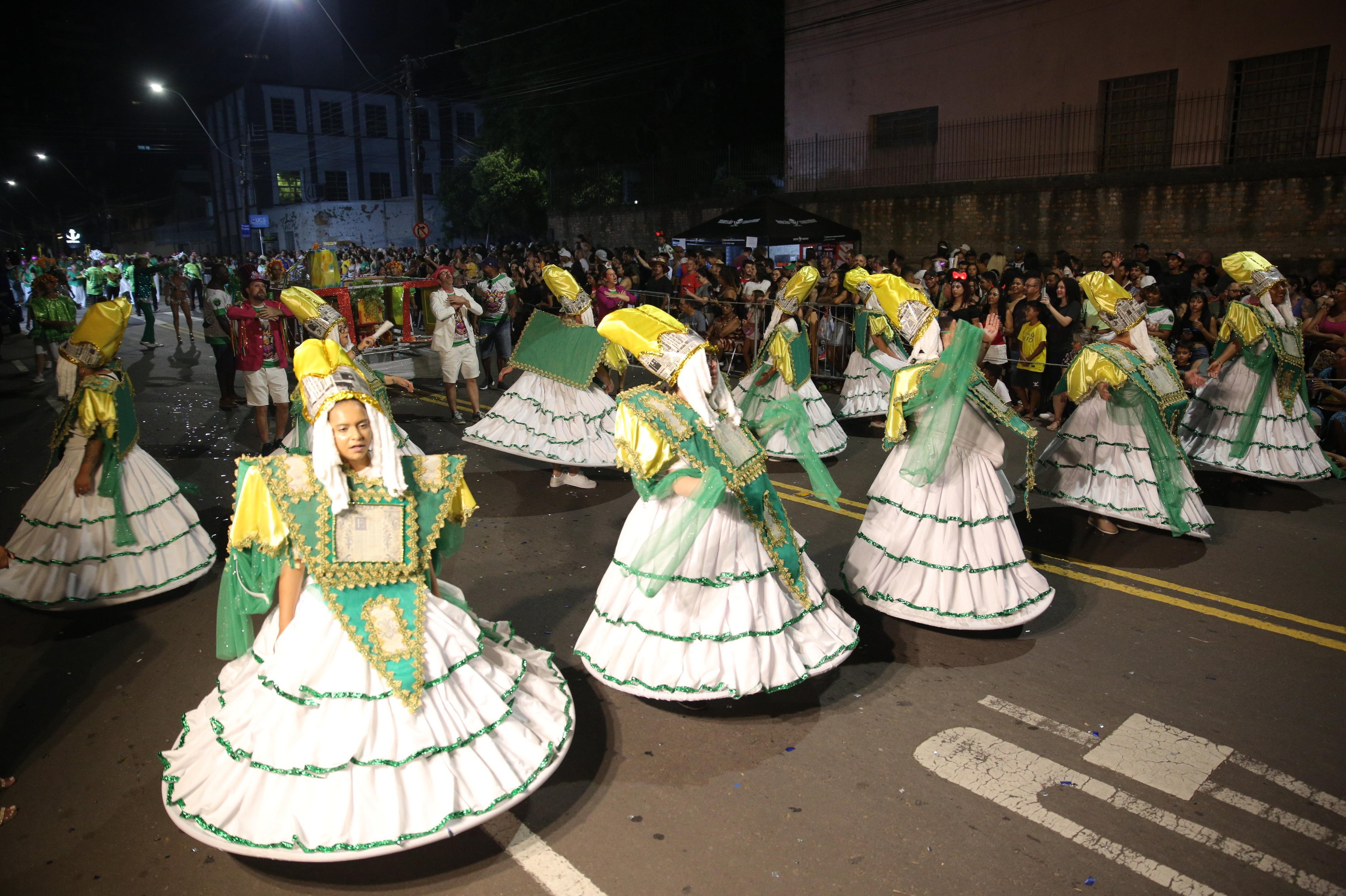 Escolas de samba de Caxias do Sul apresentam sambas-enredo em evento na ...