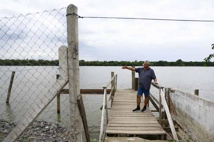 "Estou vendendo minhas coisas para sobreviver": na piracema, pescadores ...