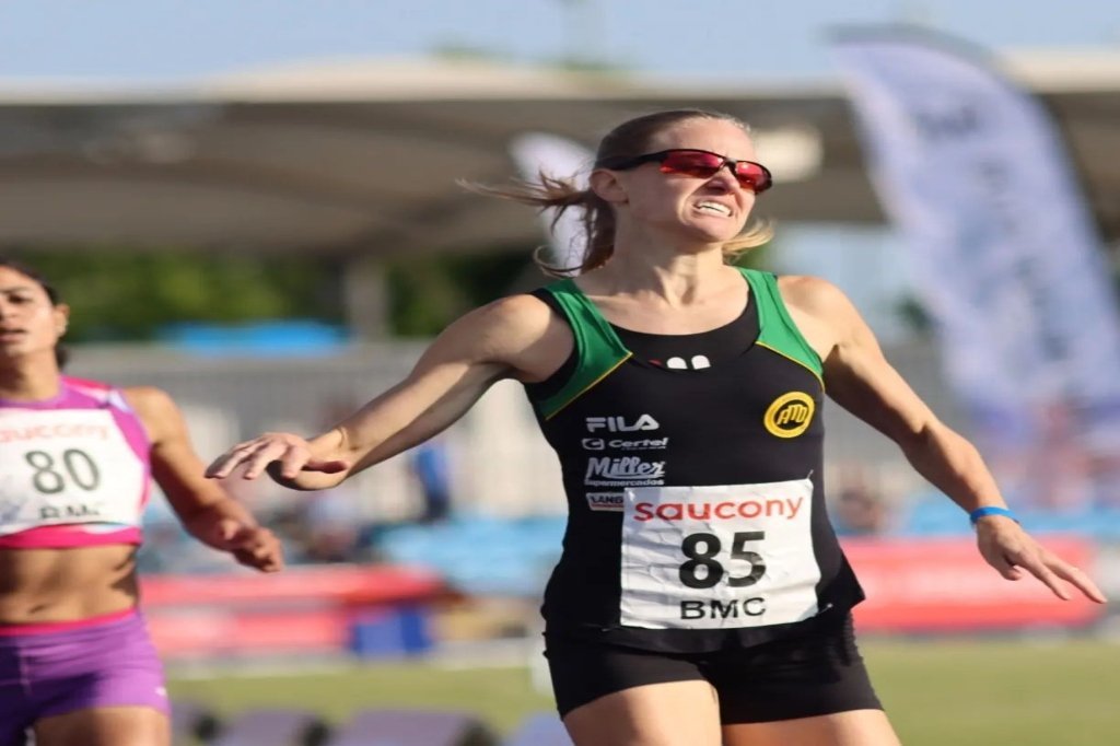 Jaqueline Weber estreia na temporada europeia com vitória em Manchester ...