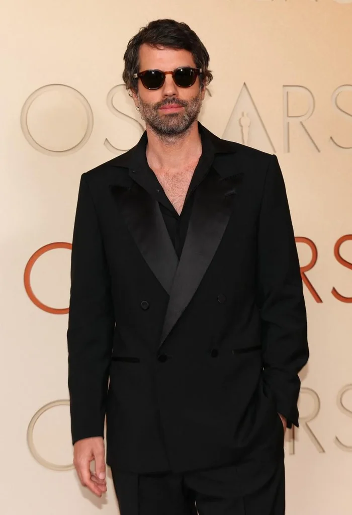 Veja os looks das celebridades no tapete vermelho do Oscar 2026 | Donna