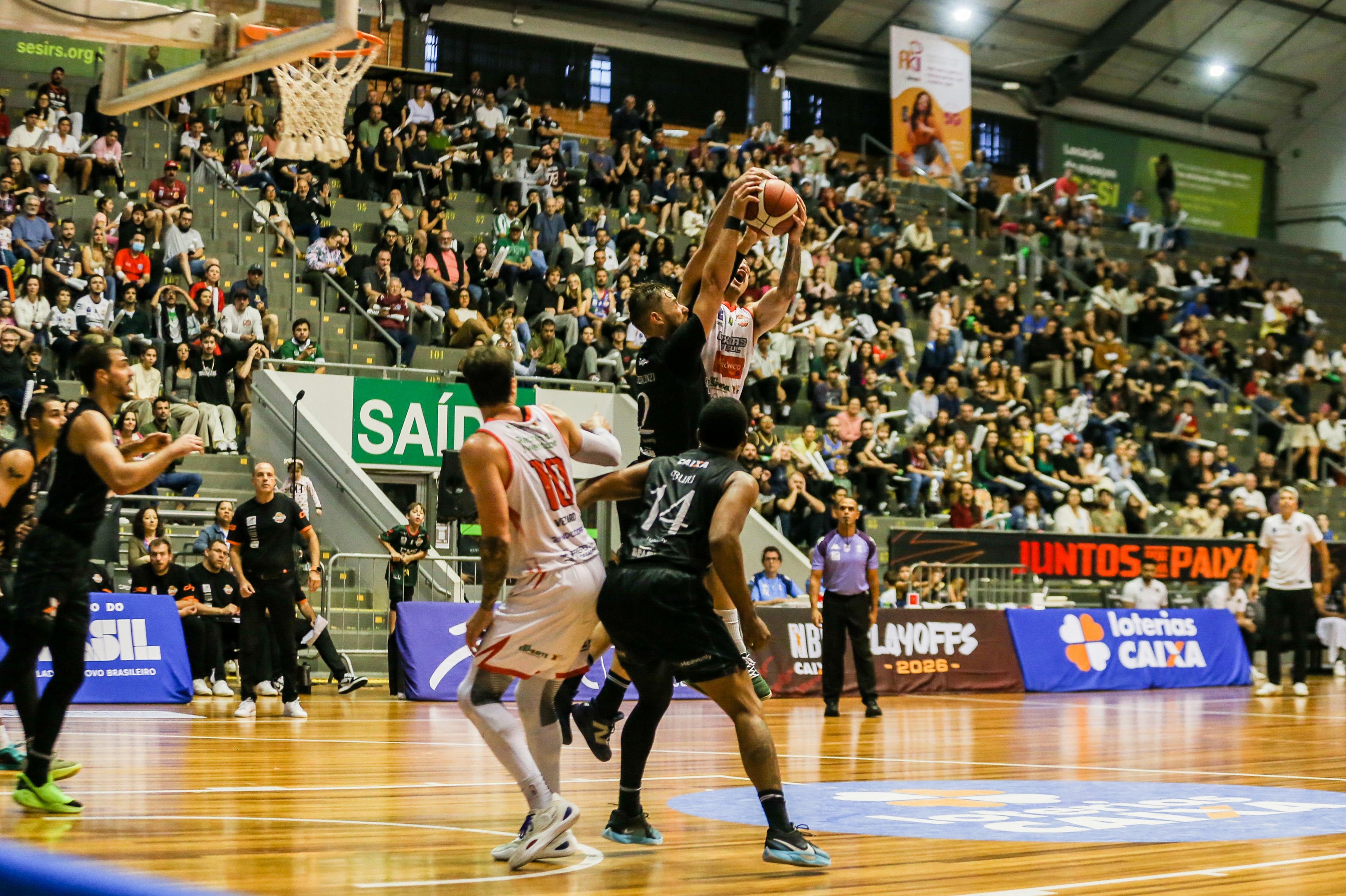 Caxias do Sul Basquete enfrenta o Brasília para seguir vivo nos ...