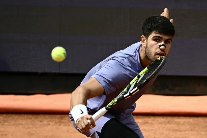 Alcaraz bate Draper e faz quinta semifinal na temporada | GZH