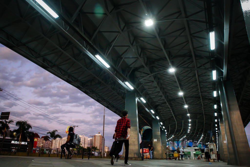 Agilidade na troca de lâmpadas, redução do tempo de espera e 115 mil ...