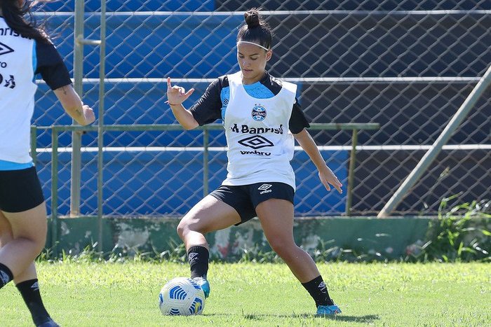 Destaque da equipe feminina sub-20 do Grêmio sofre lesão ligamentar no ...