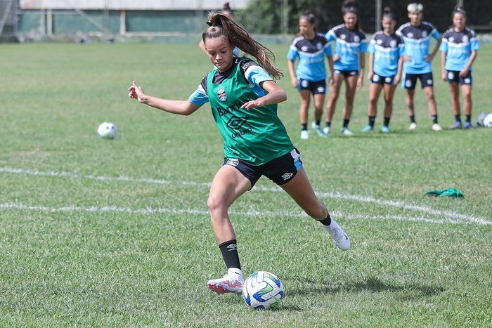 Capitã do Grêmio ambiciona classificação no Brasileirão sub-20: "Só ...
