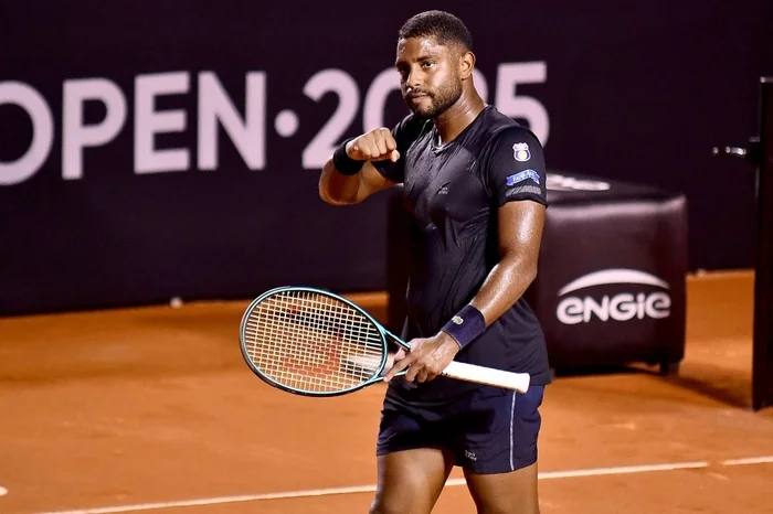 Brasileiro João Lucas Reis garante vaga nas quartas de final do ...
