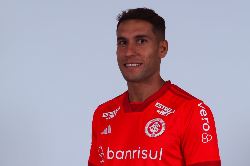 AO VIVO: a apresentação de Hugo Mallo, novo reforço do Inter | GZH