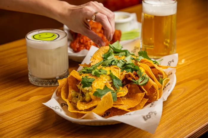 Boliche, cinema e até arremesso de machado: conheça novo espaço de ...