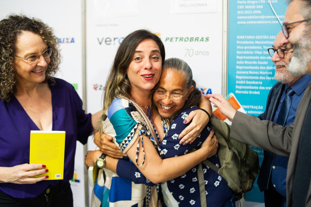 Deputada Fernanda Melchionna lança obra sobre feminismo na Feira do ...