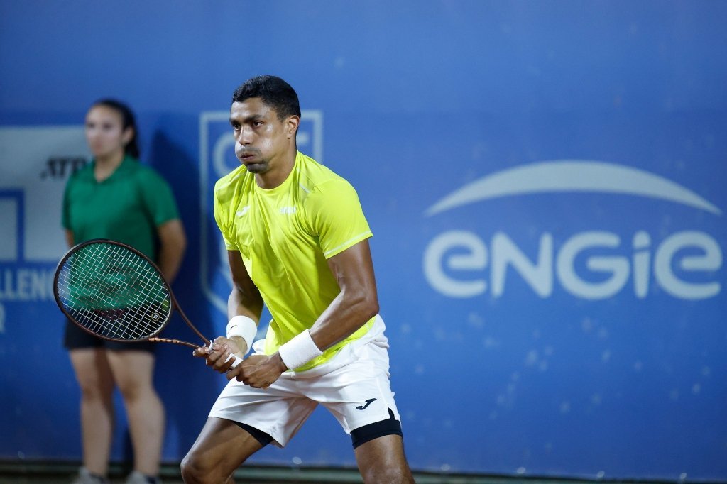 Thiago Monteiro avança no qualificatório de Madri; Felipe Meligeni e ...