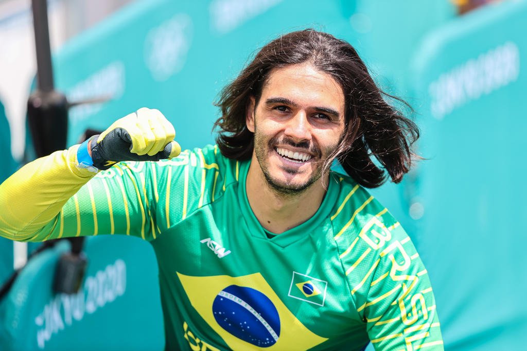 Renato Rezende fica em terceiro lugar e vai para a semifinal de ...