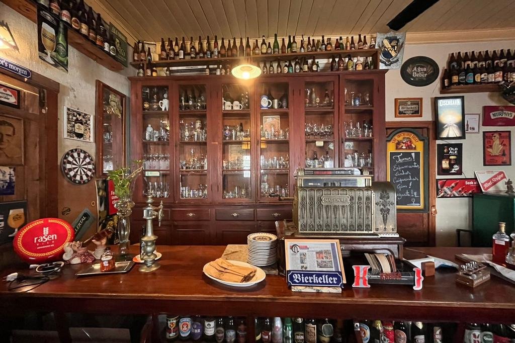 Com novo dono, "bar secreto" abre as portas para novos clientes em ...