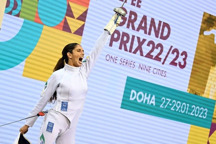Rivais perdem e Nathalie Moellhausen garante vaga na esgrima em Paris | GZH