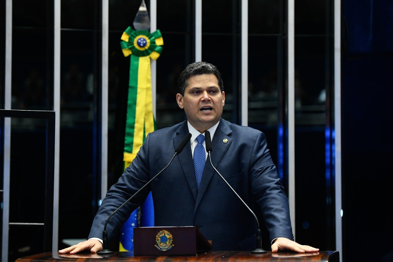Davi Alcolumbre é eleito presidente do Senado pelos próximos dois anos ...