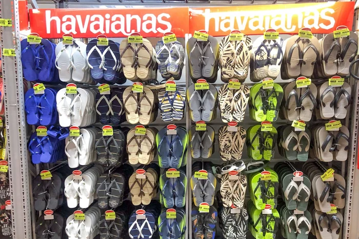 Apesar da polêmica, lojas da Havaianas têm alta nas vendas de Natal em ...