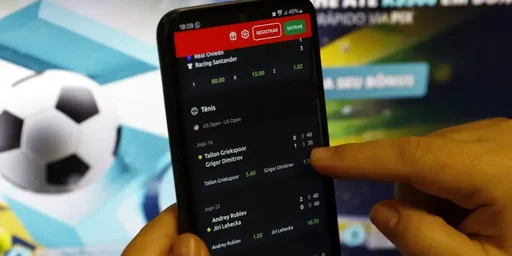 O que é a ludomania, compulsão por jogos de azar e apostas online que ...