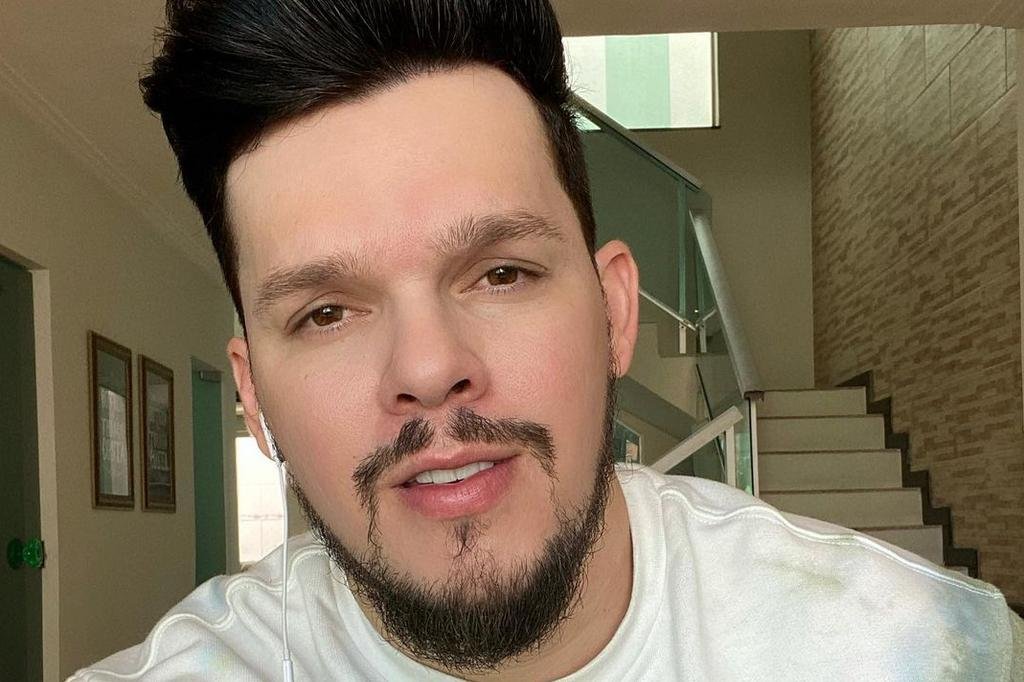 Sertanejo Thiago Costa anuncia volta aos palcos após acidente: "Saudade ...