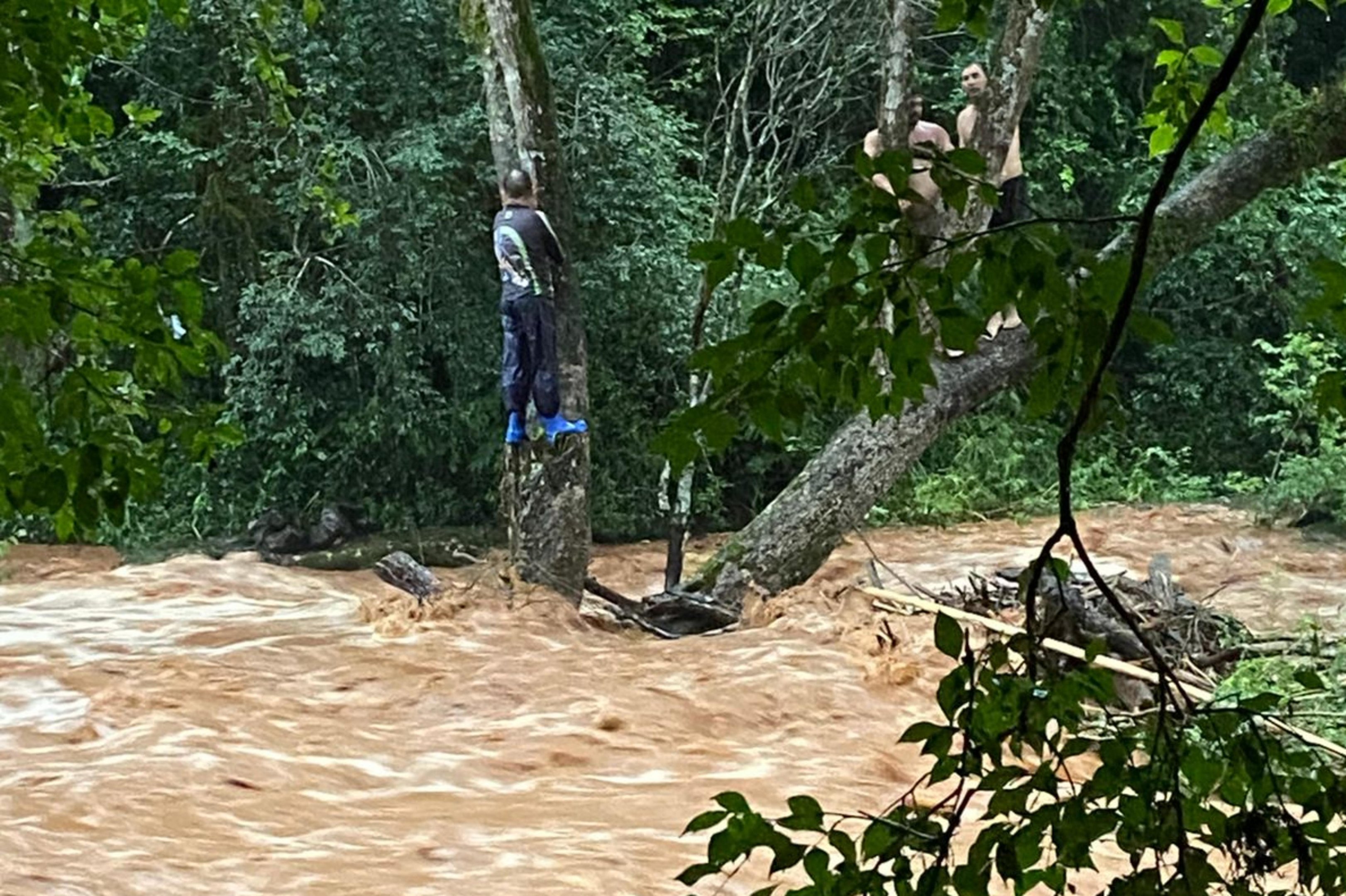 Nove cidades do RS sofrem danos devido à chuva | Passo Fundo