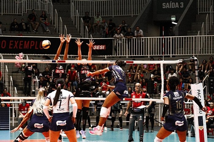 Equipes brasileiras avançam às semifinais do Sul-Americano feminino de ...