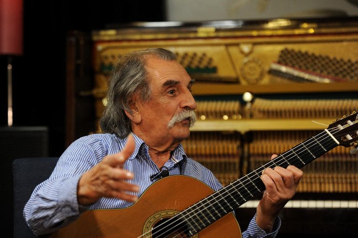 Biografia do violonista Lucio Yanel concorre ao Prêmio Profissionais da ...