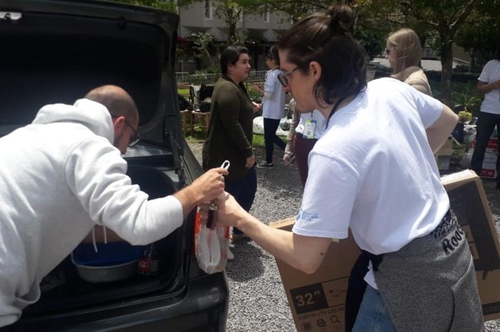 Drive-thru coleta 2,5 toneladas de resíduos em Caxias | Pioneiro