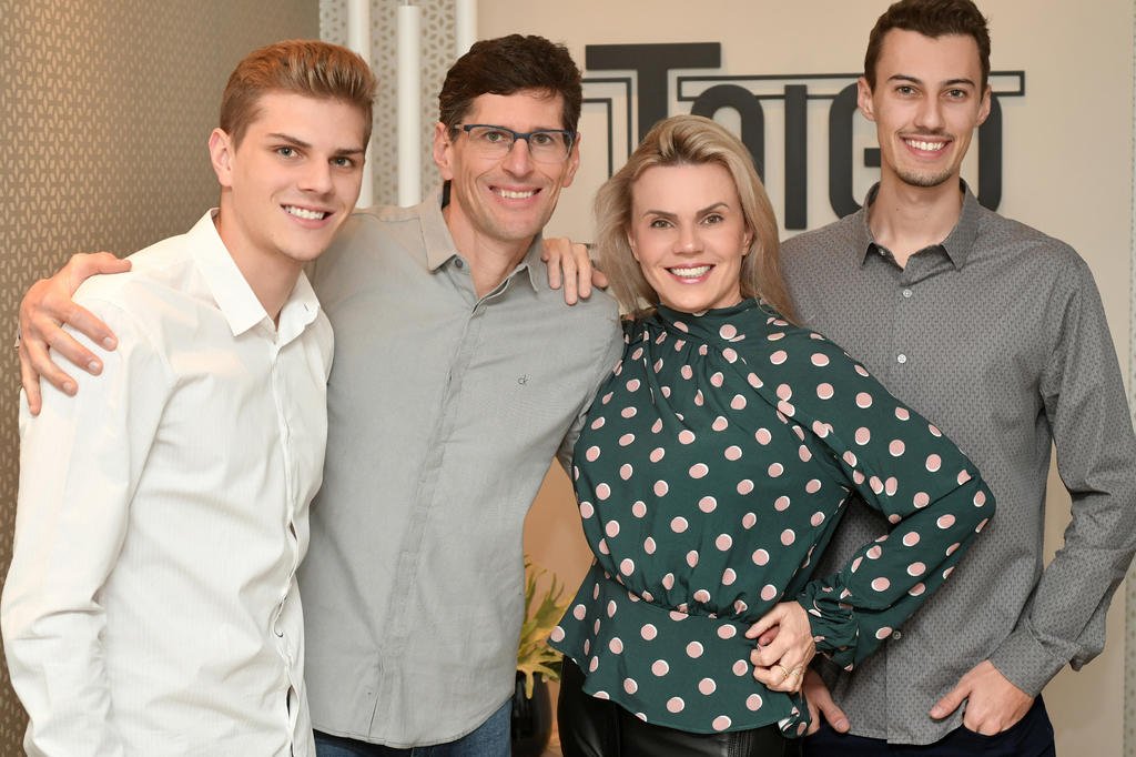 Sorrisos que marcam: família Toigo fala sobre sintonia no trabalho, em ...