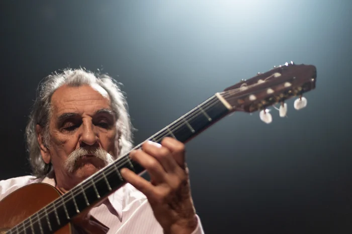 Lucio Yanel se apresenta na Sala Valentim Lazzarotto, em Caxias do Sul ...