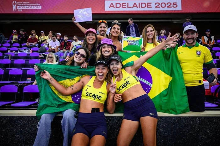 Thâmela/Vic e Carol Solberg/Rebecca avançam às quartas do Mundial de ...