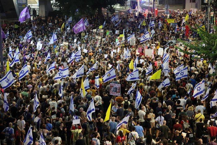 Terroristas do Hamas mantêm 64 reféns na Faixa de Gaza, aponta ...