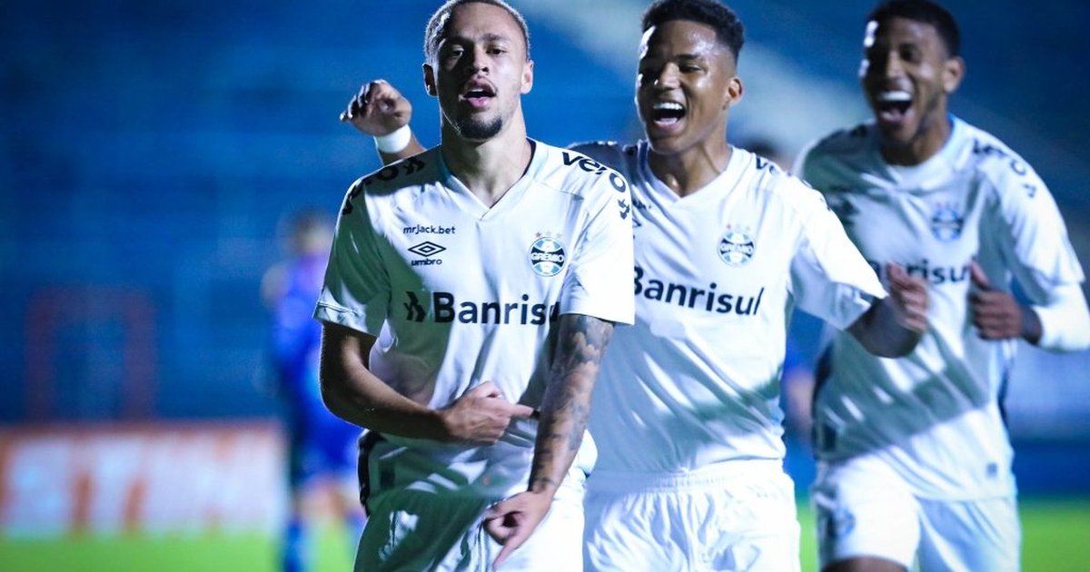 Com o Grêmio em campo, rodada da Copa FGF tem seis vagas às oitavas de ... Com o Grêmio em campo, rodada da Copa FGF tem seis vagas às oitavas de ...