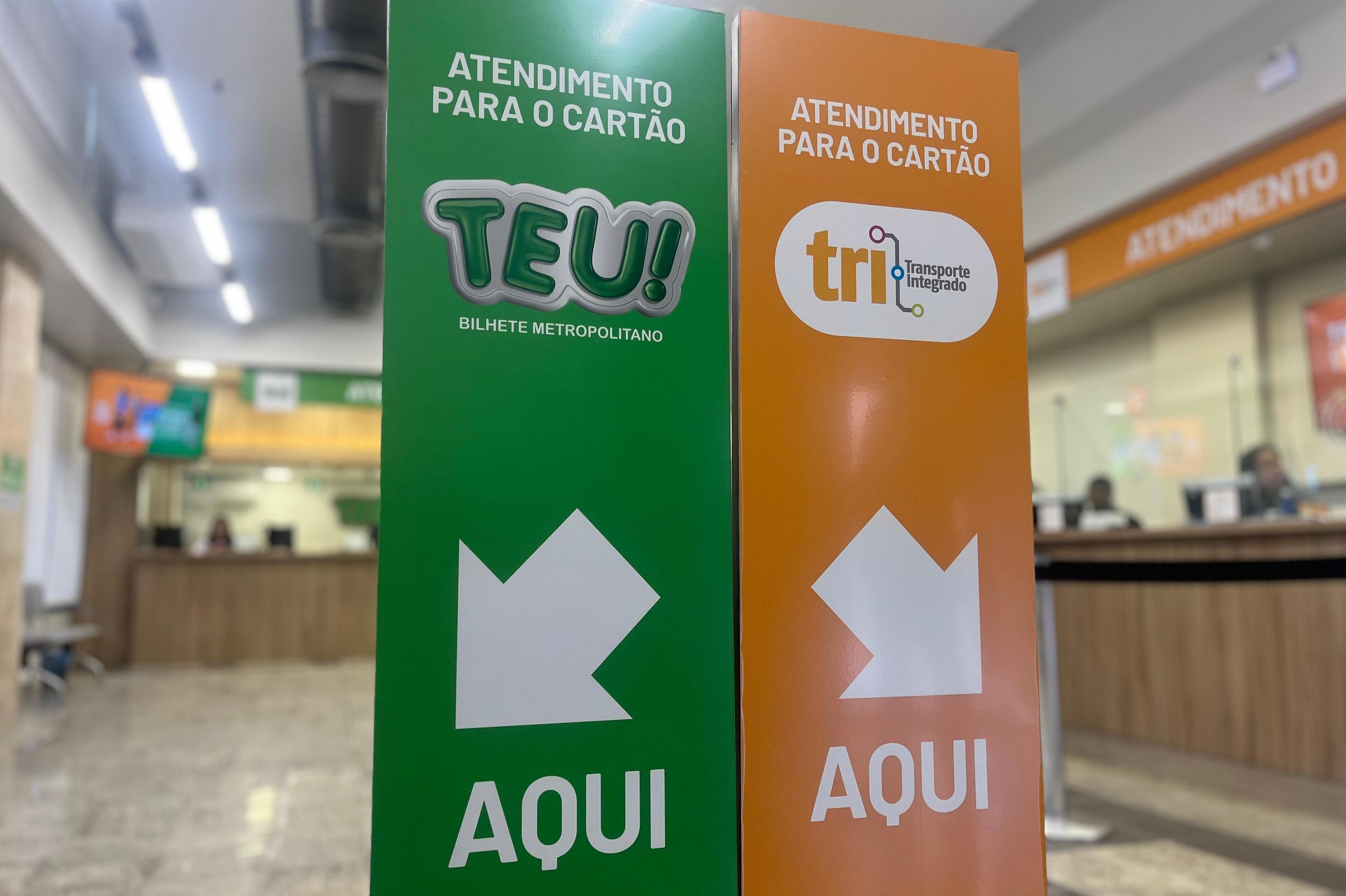 Alagado na enchente, ponto de recarga de cartões do TRI e TEU é ...