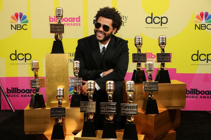 The Weeknd conquista 10 categorias e é o grande vencedor do Billboard ...
