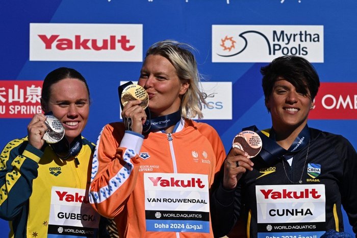 Ana Marcela Cunha fatura bronze na prova de 5 km no Mundial de Esportes ...