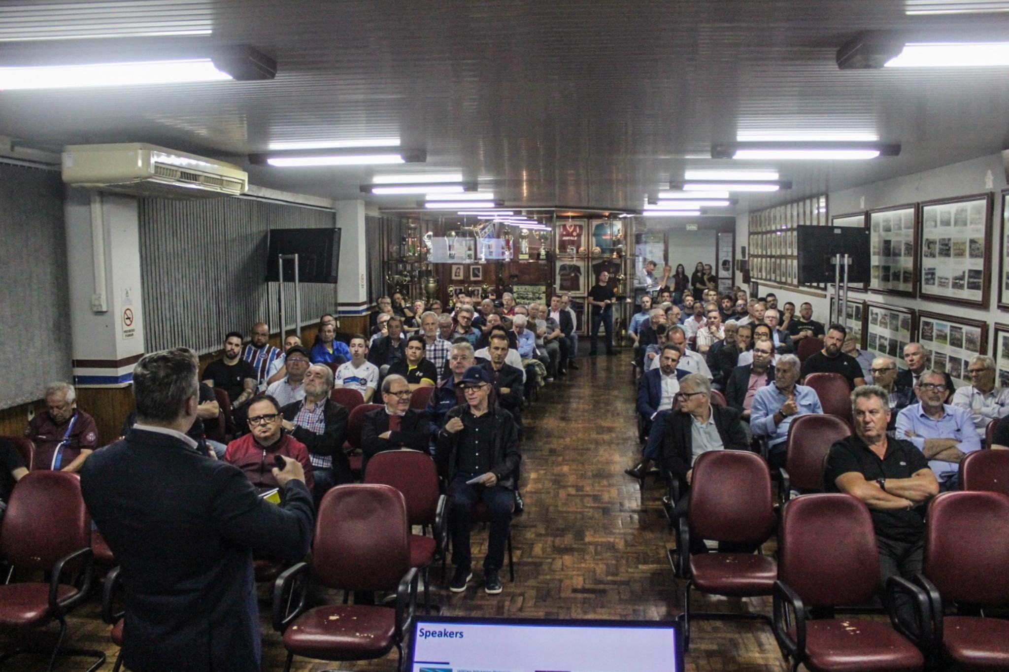 Os bastidores da reunião no Conselho Deliberativo do Caxias que abriu ...