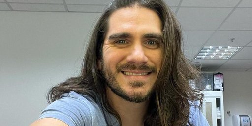 Gabriel Sater conta ter ficado rouco após gravar cenas de Rashid em ...