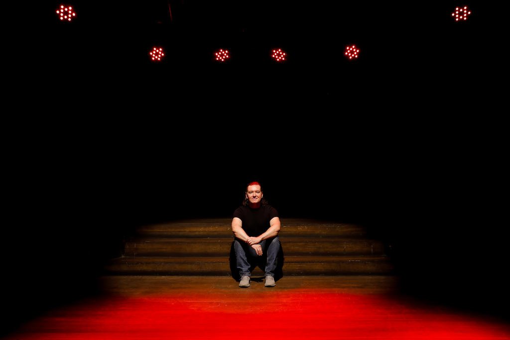 Conheça Marcelo Ádams, o ator gaúcho que tem o teatro nas veias - e no ...