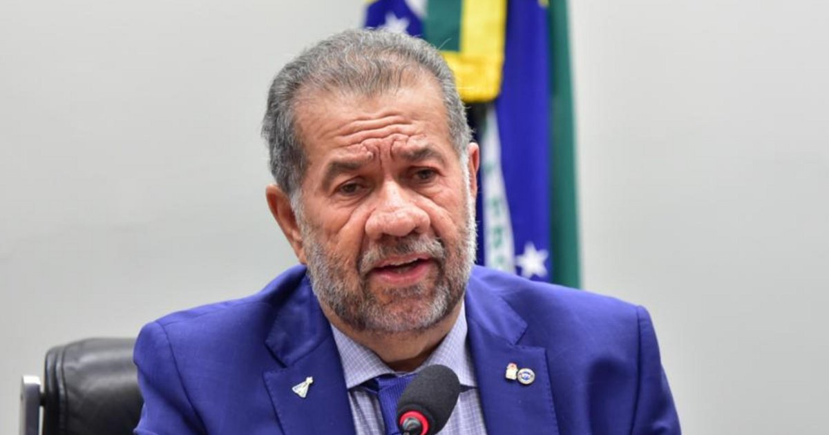 Ministro Carlos Lupi Fala Em Comissão Da Câmara Dos Deputados Sobre