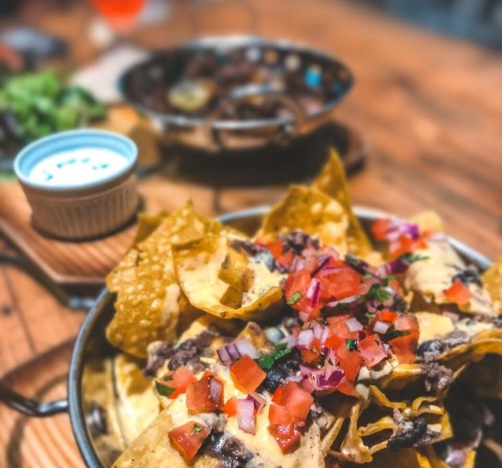 Nova fábrica-bar do 4º Distrito reúne cervejas autorais e pratos para ...