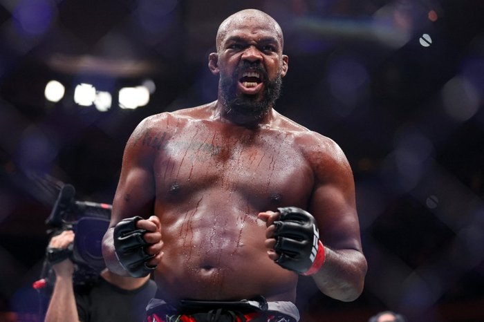 UFC 309 tem show de Jon Jones, vitória de Charles do Bronx e Trump e ...