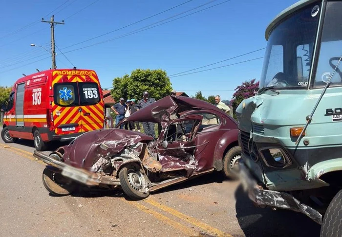 Homem morre em acidente entre dois veículos em Nova Roma do Sul | Pioneiro