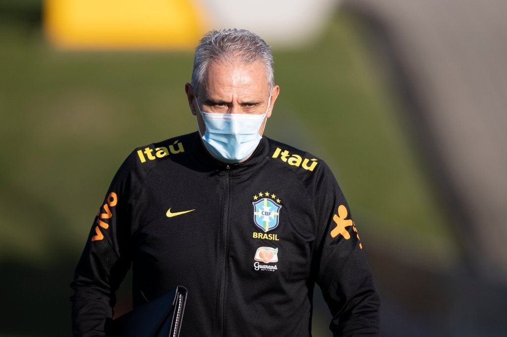 Sem Alex Sandro, Tite começa a esboçar escalação da seleção e faz ...