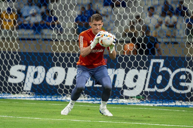 Rafael Cabral chega para ser o goleiro titular do Grêmio | GZH