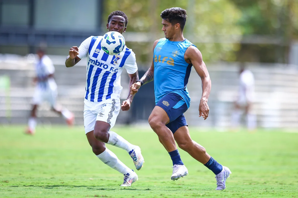 Queki: A boa notícia do jogo-treino do Grêmio | DG