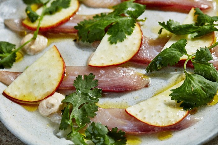 Capincho recebe cozinha sazonal de chef argentino para jantar a quatro ...