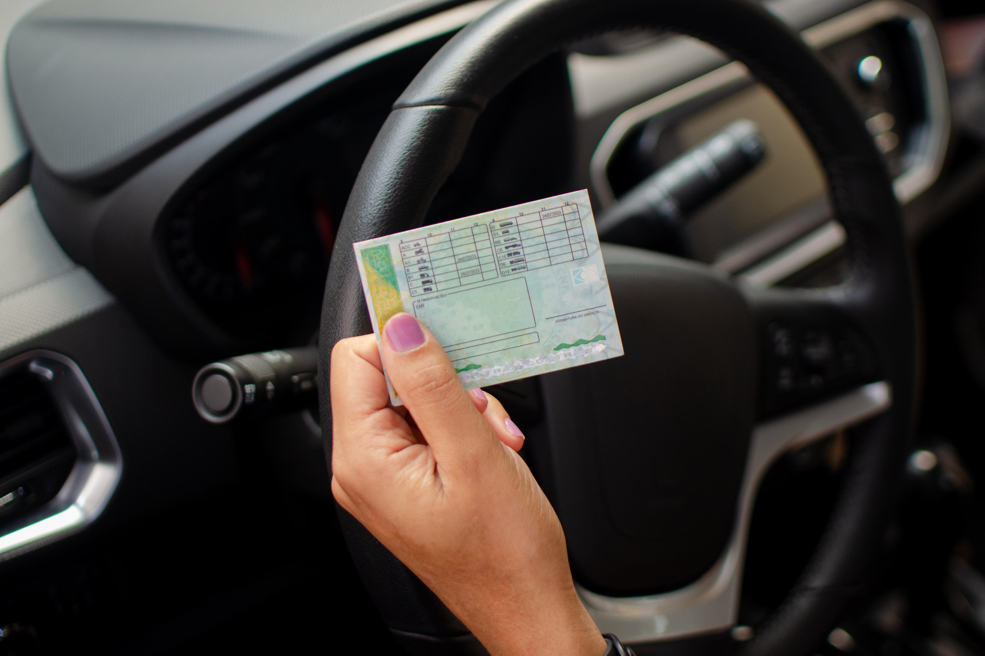 CNH sem autoescola: quais os efeitos das novas regras para quem já ...